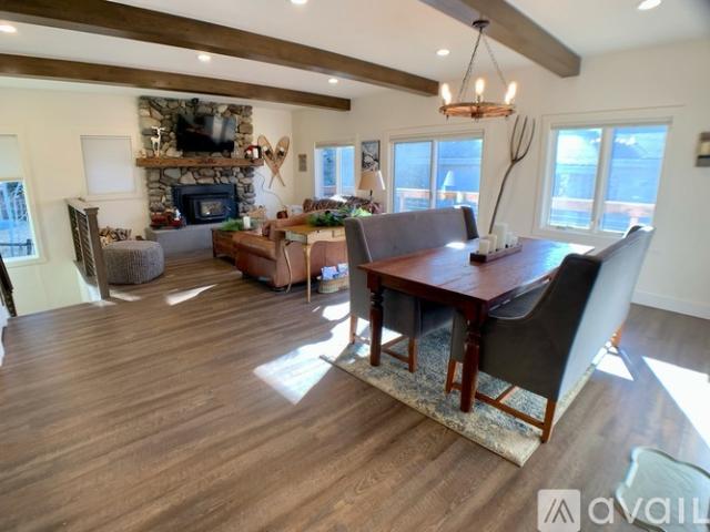 5 BR, 3 BA Apartment 109 Latigo Ln, Ketchum, ID 83340