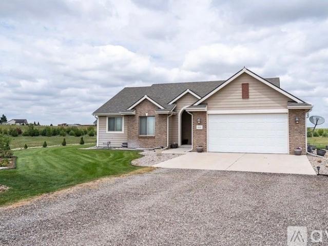 5 BR, 3 BA Apartment 1111 Verlan Way, Cheyenne, WY 82009