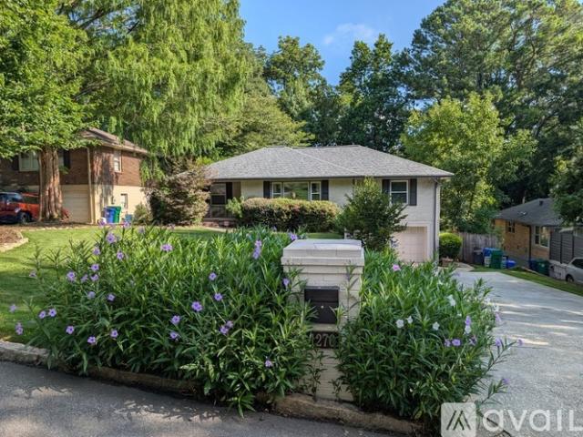 5 BR, 3 BA Apartment 1276 Mayfair Dr NE, Atlanta, GA 30324