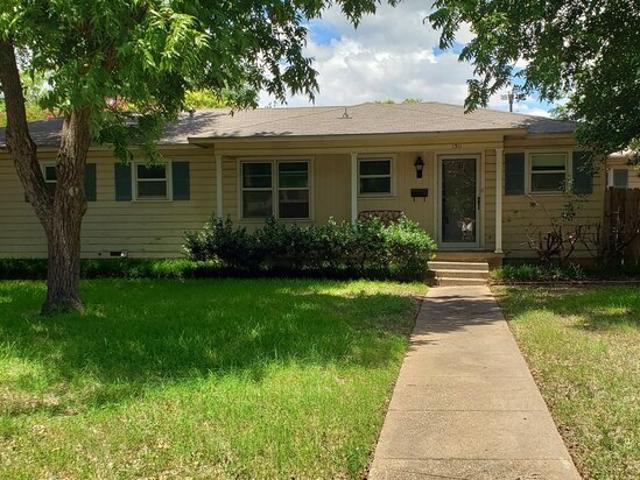 4 BR, 3 BA Apartment 1311 Patricia Drive, McGregor, TX 76657