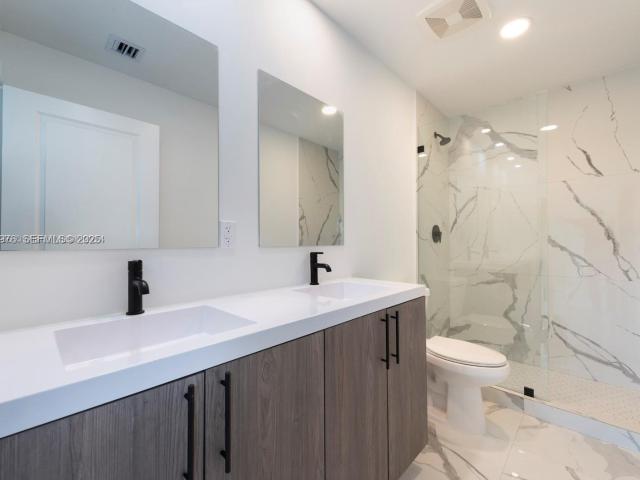 5 BR, 3 BA Apartment 1327 Northwest 2nd Lane, Florida City, FL 33034