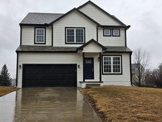 5 BR, 3 BA Apartment 2402 Crystal Dr, Papillion, NE 68046