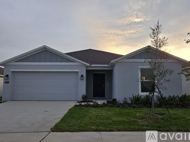 5 BR, 3 BA Apartment 2414 Mc Kinley Drive, Lake Wales, FL 33853