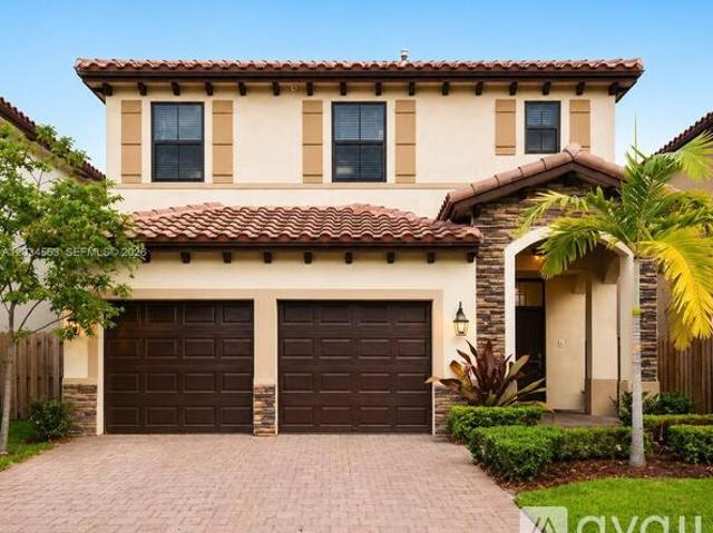 5 BR, 3 BA Apartment 2434 NE 1st St, Homestead, FL 33033