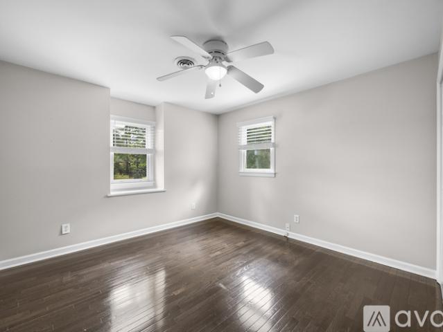 5 BR, 3 BA Apartment 2206 Acacia Dr, Wilmington, NC 28403