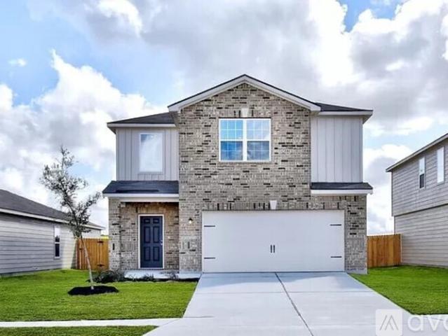 5 BR, 3 BA Apartment 3948 Northaven Trail, New Braunfels, TX 78132