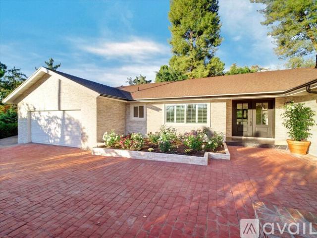 5 BR, 3 BA Apartment 4732 Del Moreno Drive, Los Angeles, CA 91364