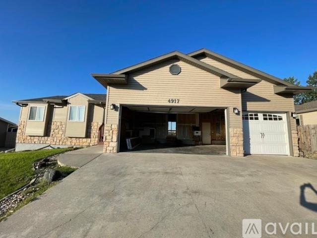 5 BR, 3 BA Apartment 4917 South Pointe Drive, Rapid City, SD 57701