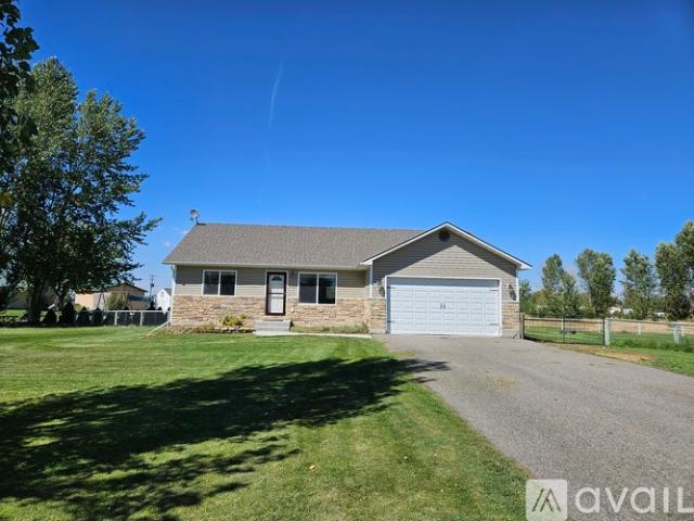 5 BR, 3 BA Apartment 4007 E 66 N, Rigby, ID 83442