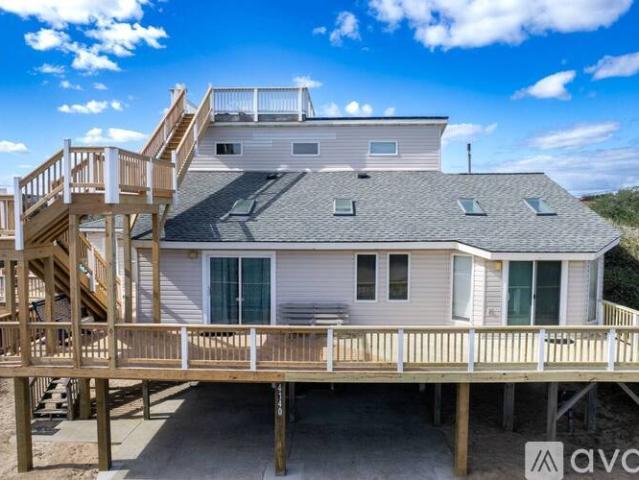 5 BR, 3 BA Apartment 4140 Lindbergh Avenue, Kitty Hawk, NC 27949