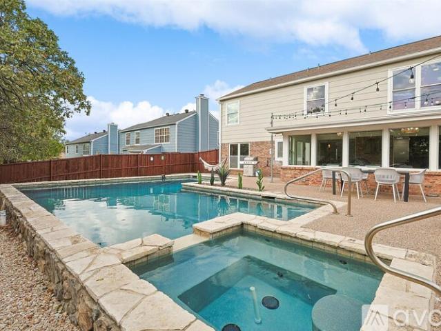 5 BR, 3 BA Apartment 6872 Greenleaf Dr, North Richland Hills, TX 76182