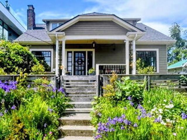 5 BR, 3 BA Apartment 6223 Greenwood Ave N, Seattle, WA 98103