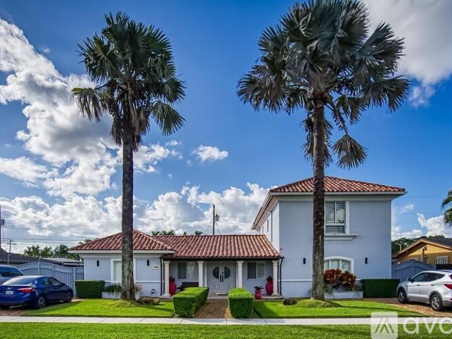5 BR, 3 BA Apartment 7350 SW 31st St, Miami, FL 33155