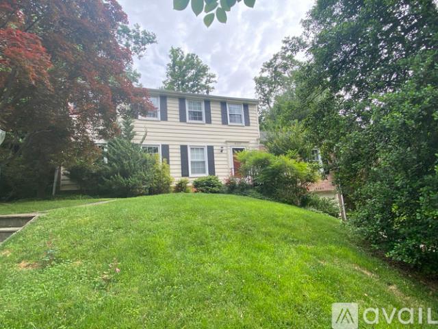 5 BR, 3 BA Apartment 8207 Geneva Mason Road, Unit N/A, Potomac, MD 20854