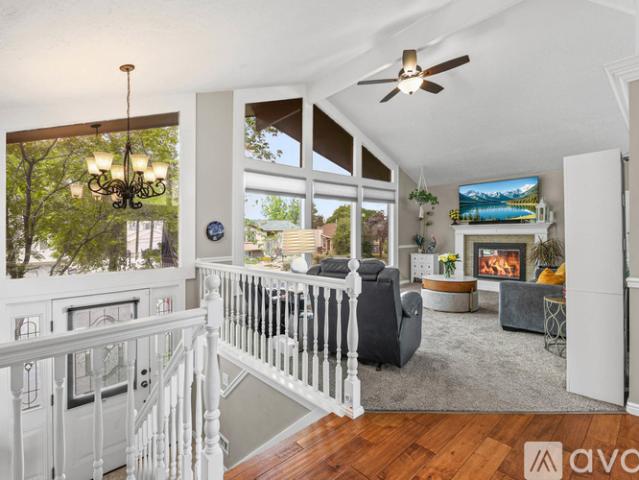 5 BR, 3 BA Apartment 9107 Peach Blossom Drive, Sandy, UT 84094