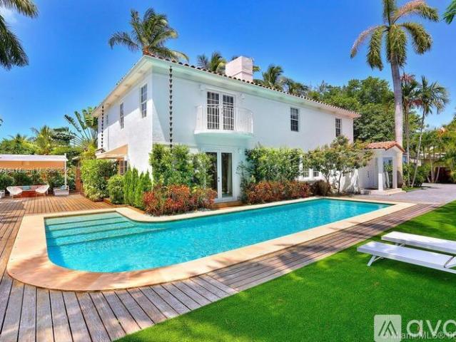 5 BR, 4.5 BA Apartment 140 N Hibiscus Dr, Miami Beach, FL 33139