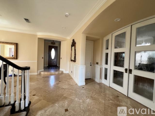 5 BR, 4.5 BA Apartment 3960 Lago Di Grata Circle, San Diego, CA 92130