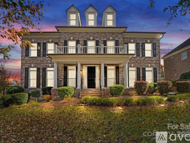 5 BR, 4.5 BA Apartment 9440 Wallace Pond Drive, Huntersville, NC 28078