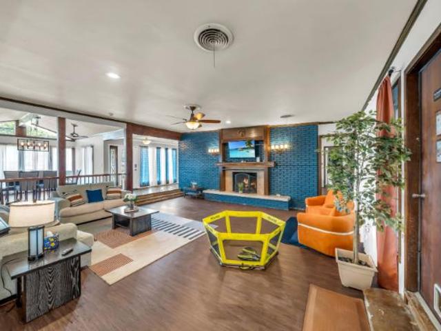 5 Br, 4 bath, Condo 5111 Ashwood Drive