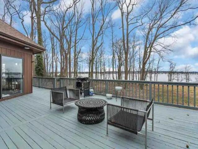 5 Br, 4 bath, Single Family 180 Hartshorne Road