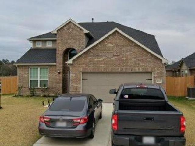 5 Br, 4 bath, Single Family 10027 Gold Finch Run