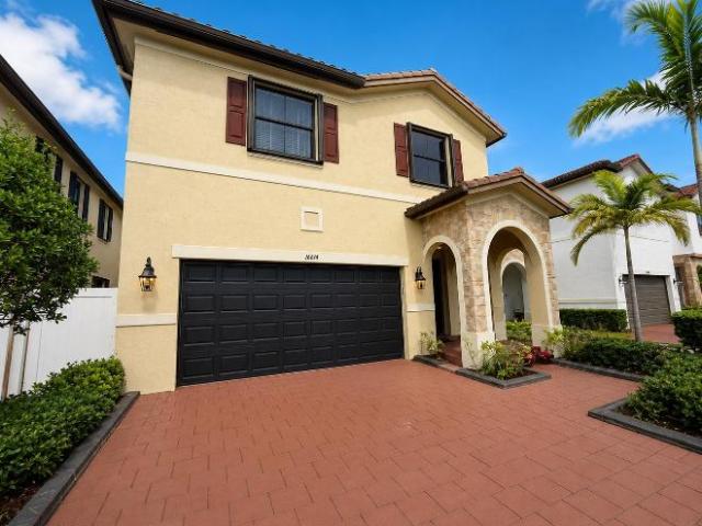 5 Br, 4 bath, Single Family 10614 W 35th Ln