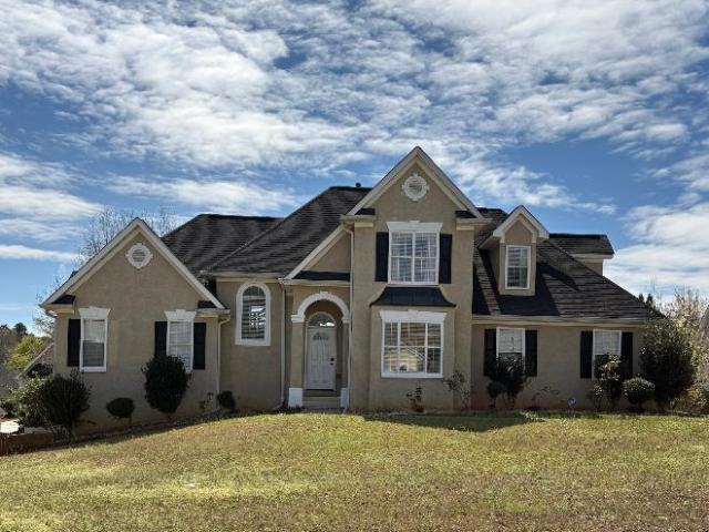 5 Br, 4 bath, Single Family 108 Talon Place