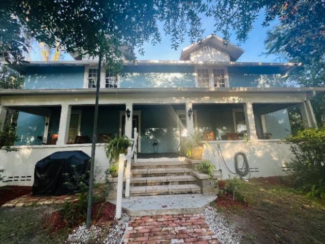 5 Br, 4 bath, Single Family 1124 NW 4th Street