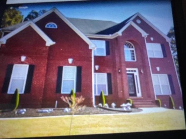 5 Br, 4 bath, Single Family 1139 St Remy Way