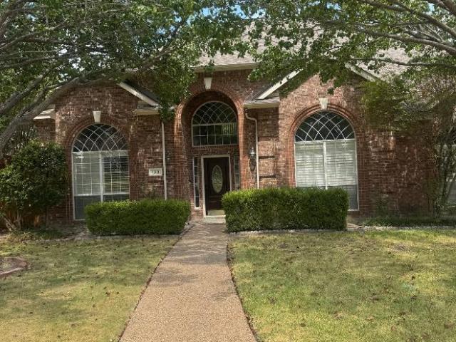 5 Br, 4 bath, Single Family 133 Wellington Ln