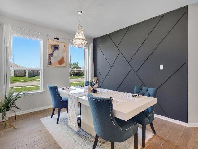 5 Br, 4 bath, Single Family 2642 Sunlit Meadow Trl
