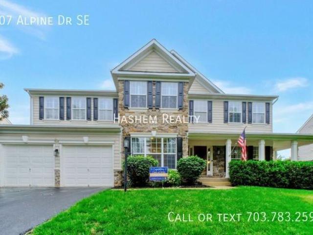 5 Br, 4 bath, Single Family 207 Alpine Dr Se