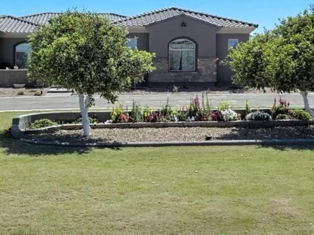 5 Br, 4 bath, Single Family 20421 E Excelsior Ct