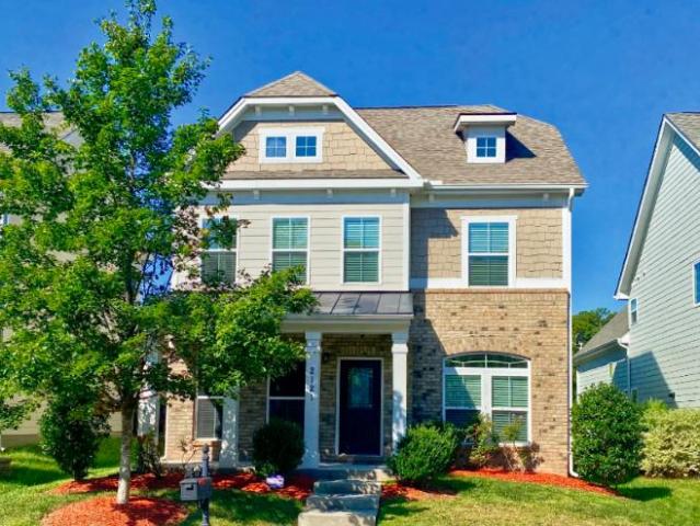5 Br, 4 bath, Single Family 2121 Aventon Ln