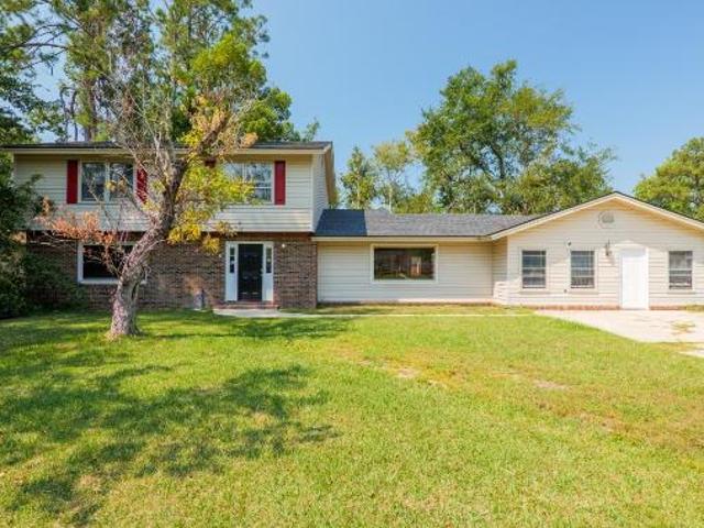 5 Br, 4 bath, Single Family 4104 Lantern Ave