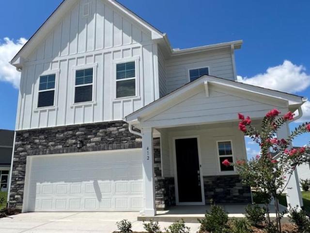 5 Br, 4 bath, Single Family 412 Daffodill Petal Lane