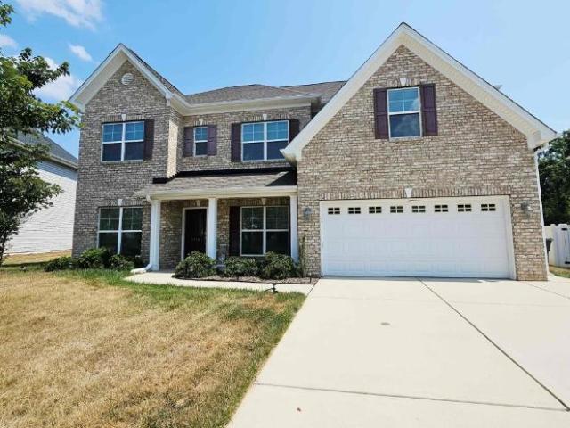 5 Br, 4 bath, Single Family 5790 Highland Grove Dr