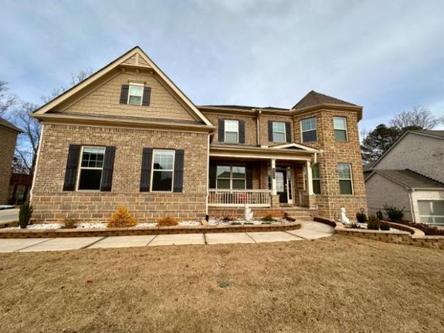 5 Br, 4 bath, Single Family 6060 Ashborough Park
