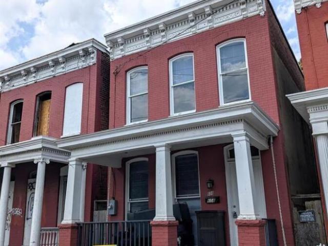 5 Br, 4 bath, Single Family 608 N 1st St