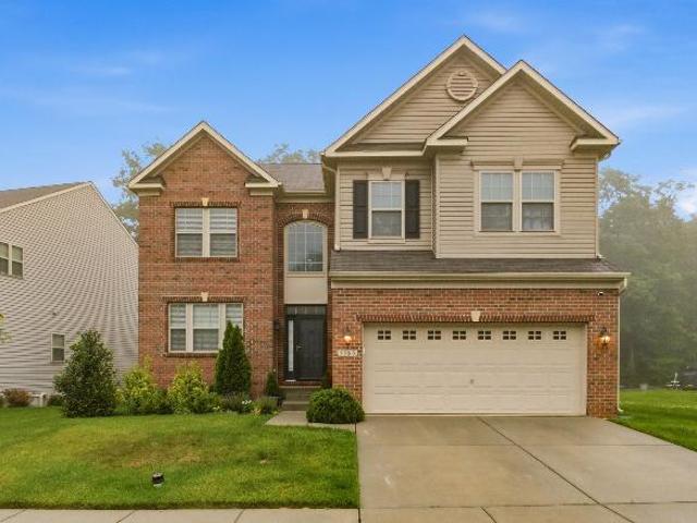 5 Br, 4 bath, Single Family 7585 Holly Ridge Dr
