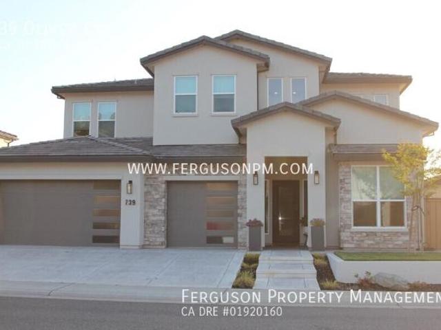 5 Br, 4 bath, Single Family 739 Oliver Ct