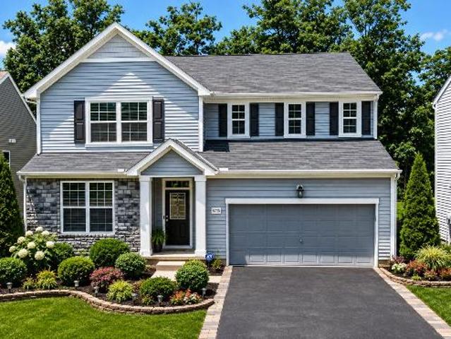 5 Br, 4 bath, Single Family 8735 Hawks Grove Ct