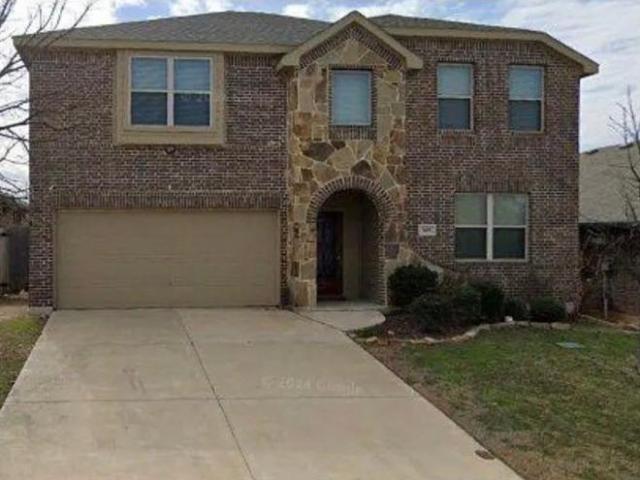 5 Br, 4 bath, Single Family 805 Woodmark Dr