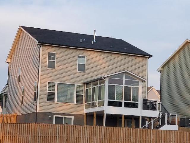 5 Br, 4 bath, Single Family 8184 Skystone Loop