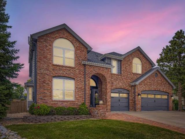5 Br, 4 bath, Single Family 9451 South Crestmore Way