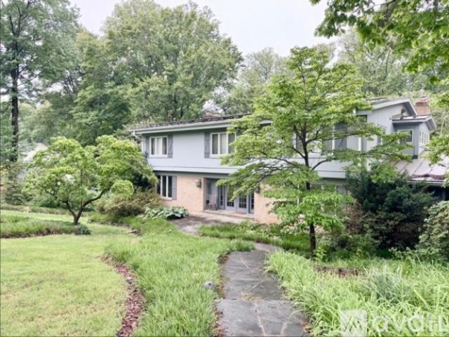 5 BR, 4 BA Apartment 1430 Carrington Ln, Vienna, VA 22182