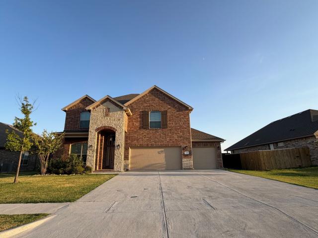 5 BR, 4 BA Apartment 1654 Reed Dr, Krum, TX 76249
