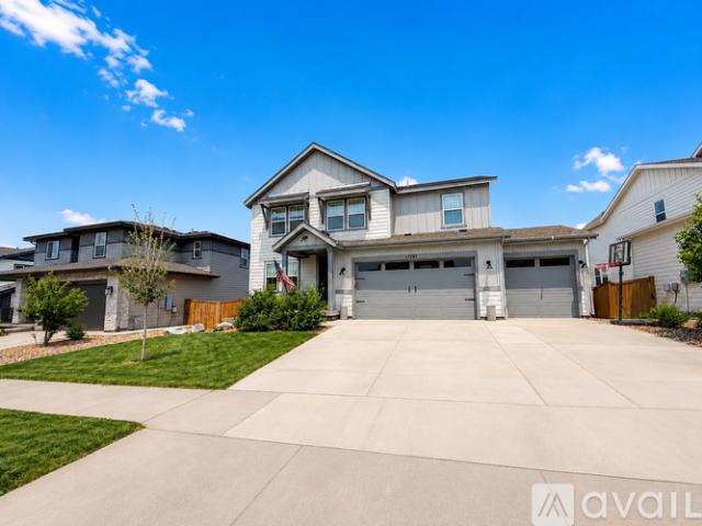 5 BR, 4 BA Apartment 17285 Birds Foot Avenue, Parker, CO 80134