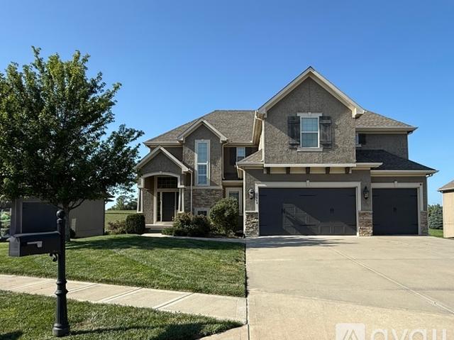 5 BR, 4 BA Apartment 17340 Nw 130th Terrace, Platte City, MO 64079