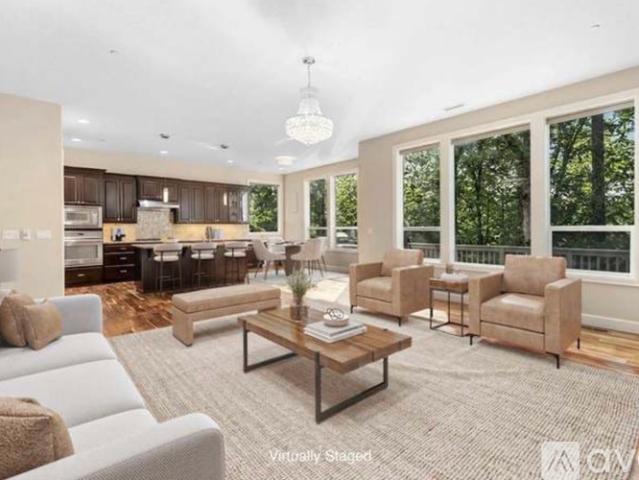 5 BR, 4 BA Apartment 11379 NW Odeon Ln, Portland, OR 97229